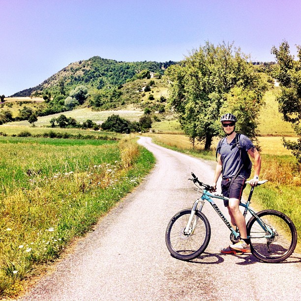 A Roaring Road Trip Through Provence and The French Riviera + Photos