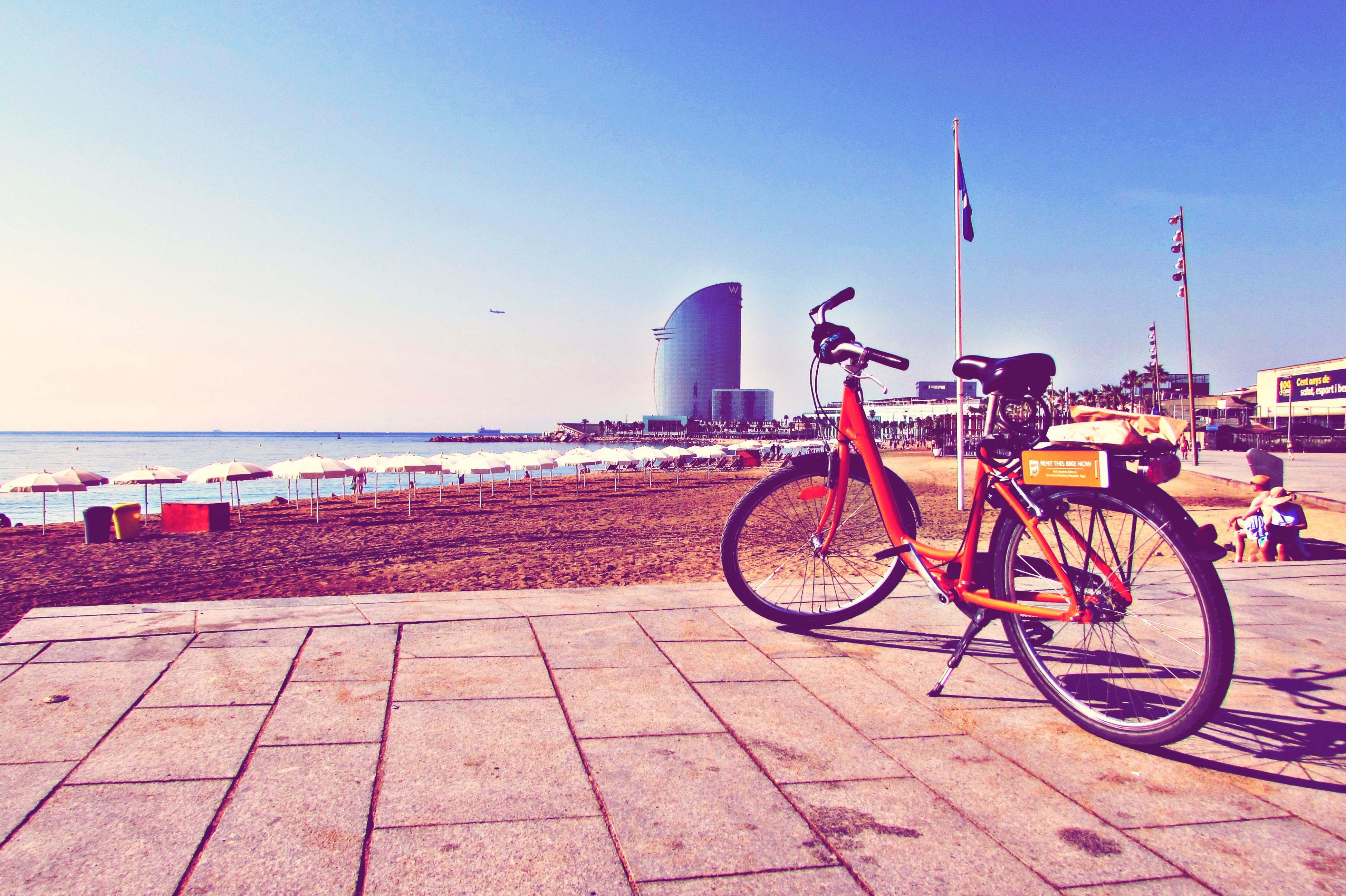 Explore Barcelona with the Donkey Republic Bike Rental App - Driftwood ...